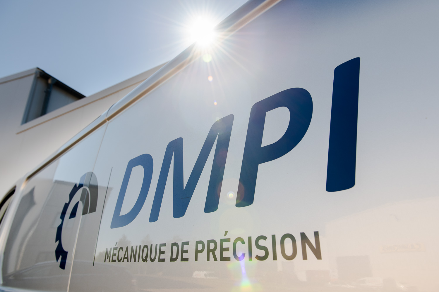 À Propos - DMPI